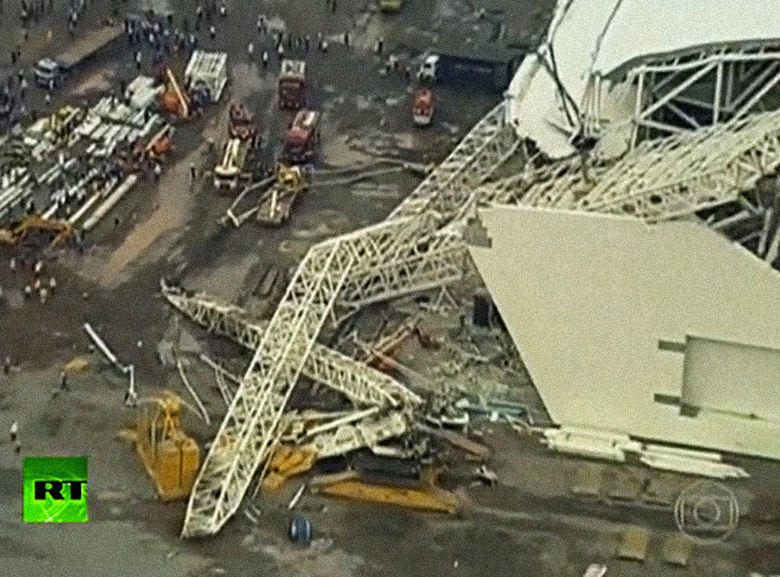 Crane Collapses at Brazilian Stadium