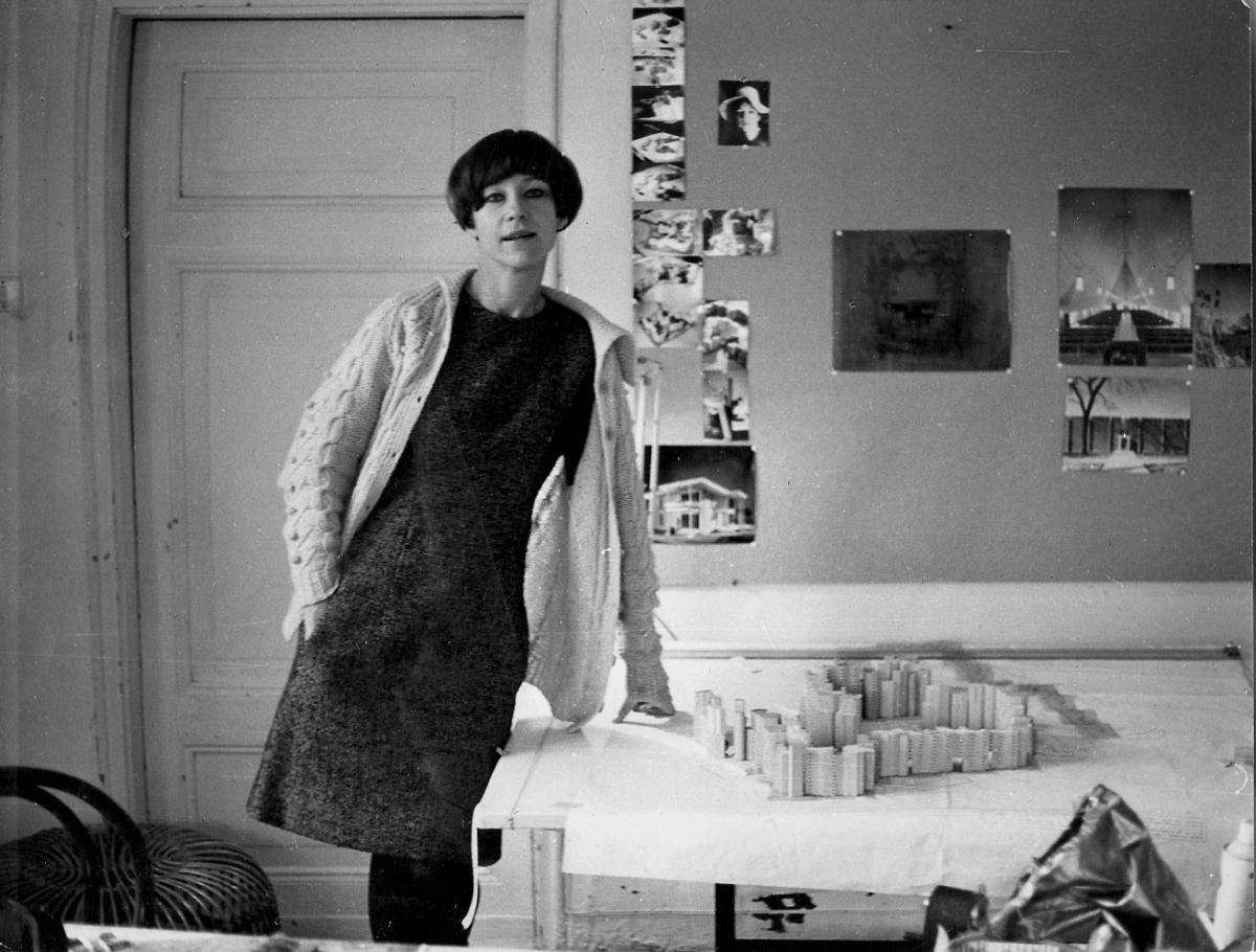 Alone among Men: Astra Zarina in Berlin