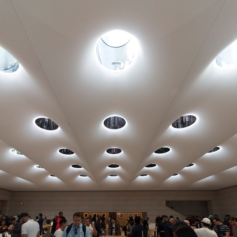 Apple Reopens Its NYC Flagship