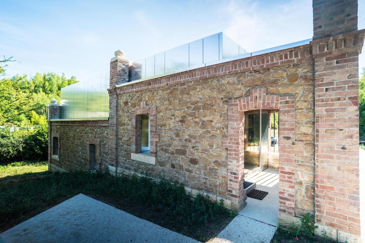 Hiking the Red Earth