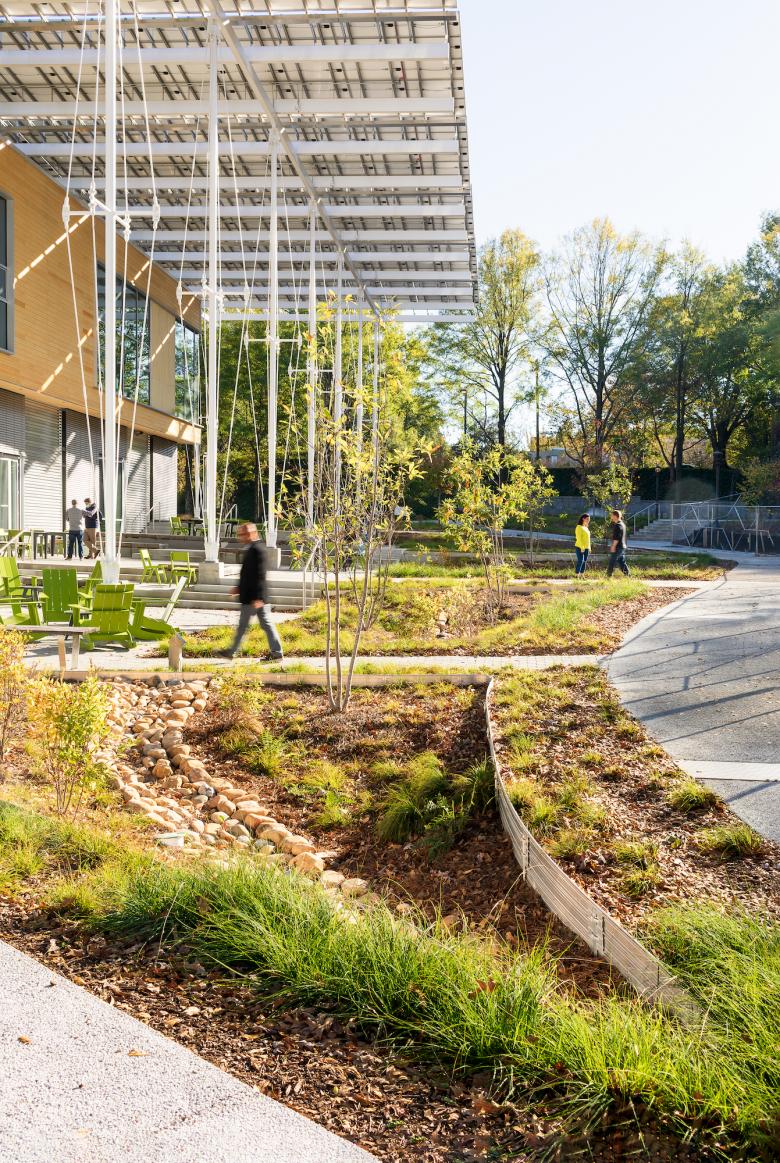 Autonomous, Yet Social - The Kendeda Building at Georgia Tech: Living ...