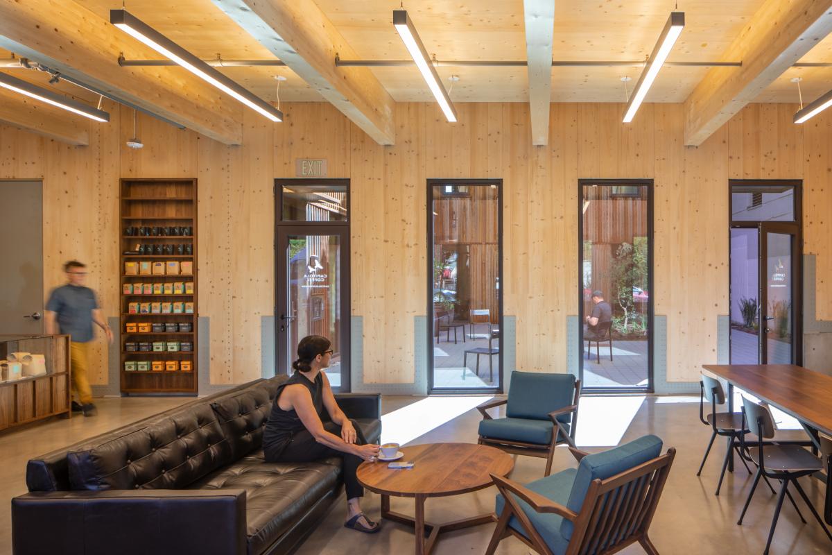 First 'All-Wood' Commercial Building in Oregon Completed - Mississippi ...