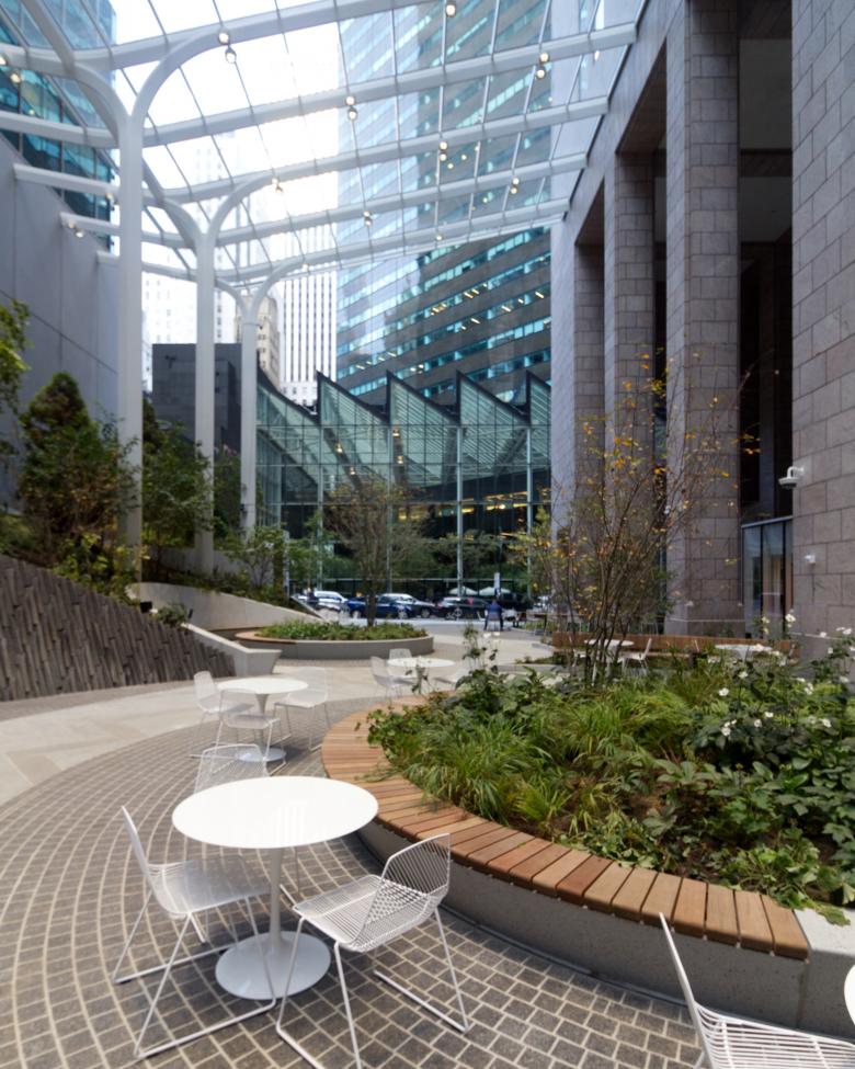 A Garden Opens in Midtown