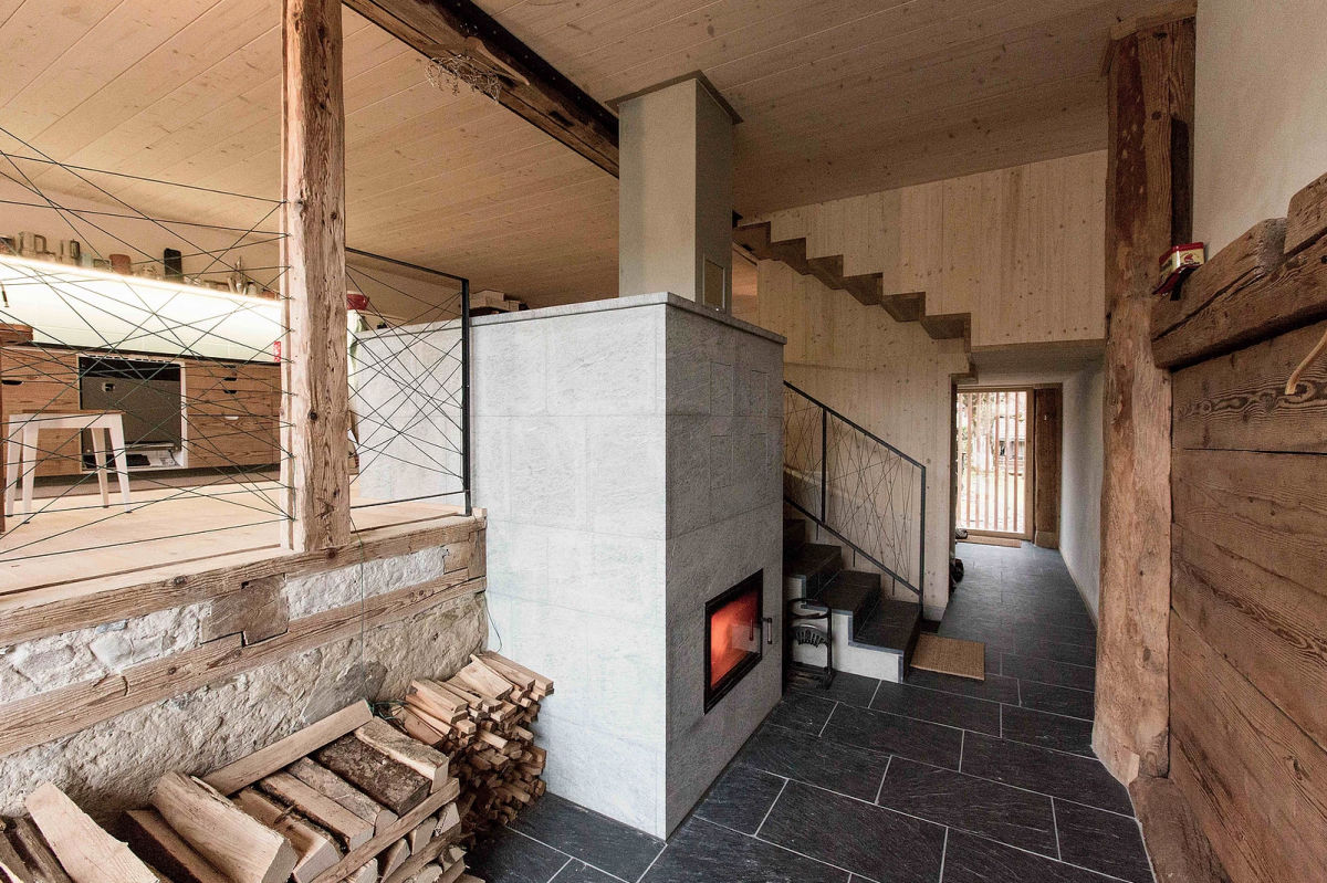 Saikal Zhunushova, 'the Young Woman with the Low-Tech Approach'