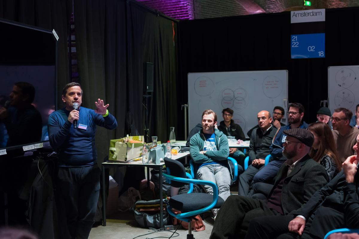 Future Office: Flexibility I - Interview with Raphael Gielgen, Vitra GmbH