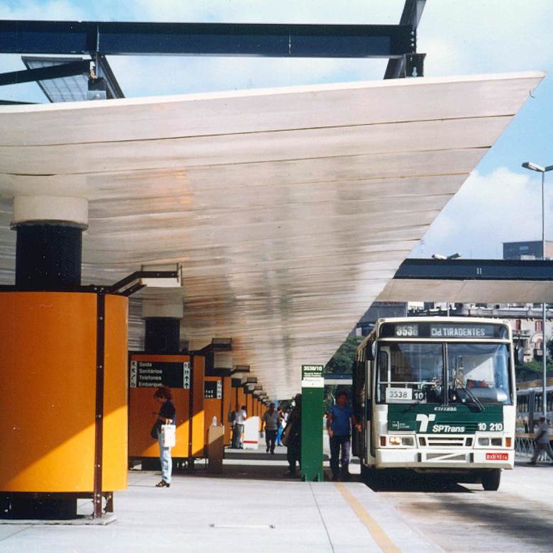 Parque Dom Pedro II Bus Terminal MMBB arquitetos