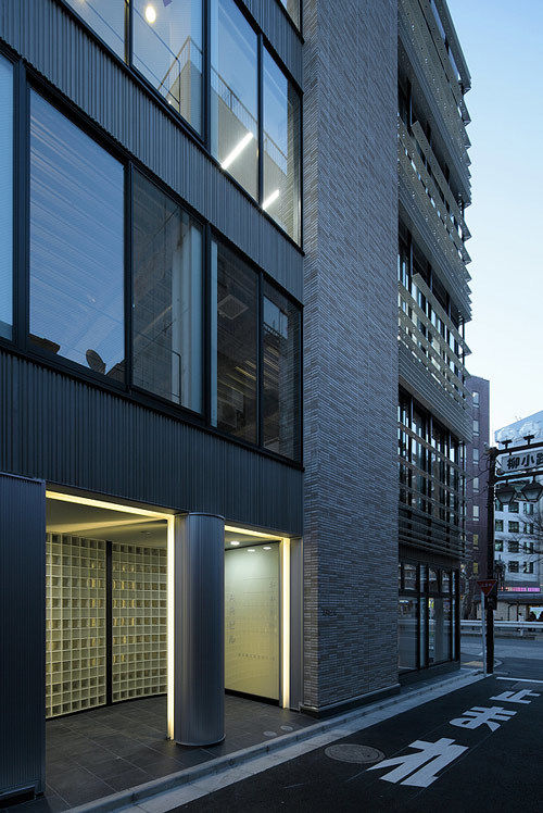 AR Building Takeshi Hirobe Architects