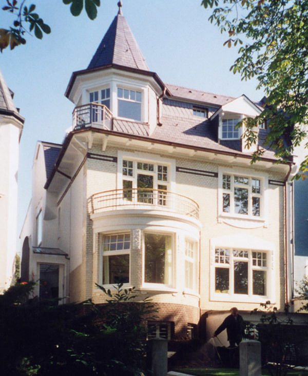 Umbau und Restaurierung Stadthaus Parkallee Alex Guth Architekt