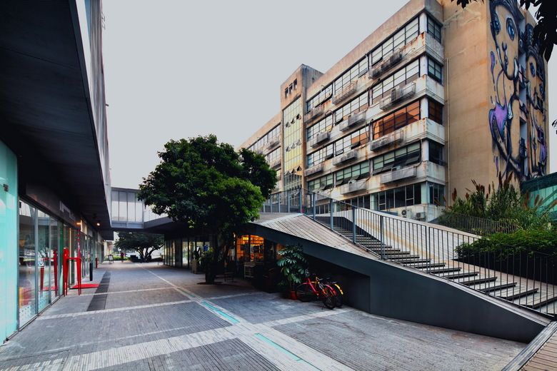 OCT-LOFT Renovation Urbanus Architecture & Design