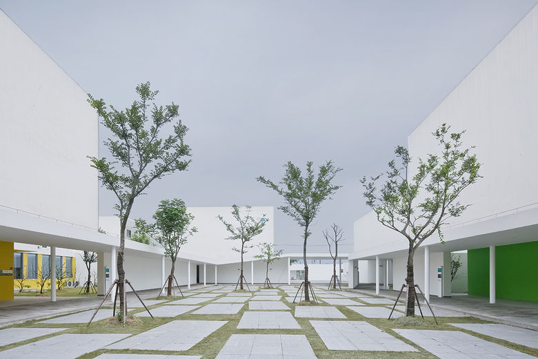 Shanghai Jiading Tao Li Yuan School Atelier Deshaus