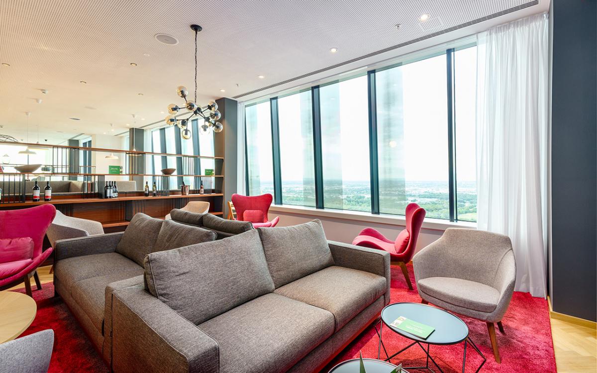 Holiday Inn Vienna South Archisphere