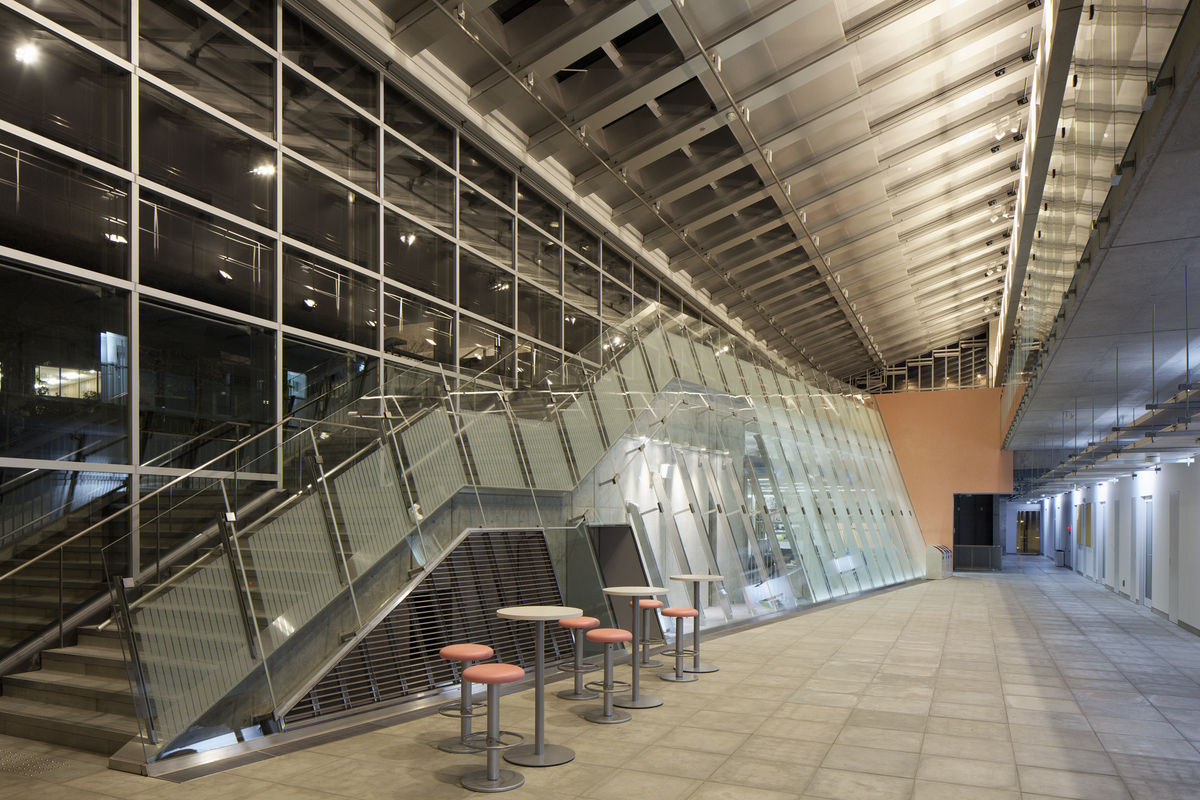 Daito Bunka University Phase1 Dining Hall & Research Building ...