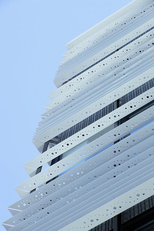 AR Building Takeshi Hirobe Architects