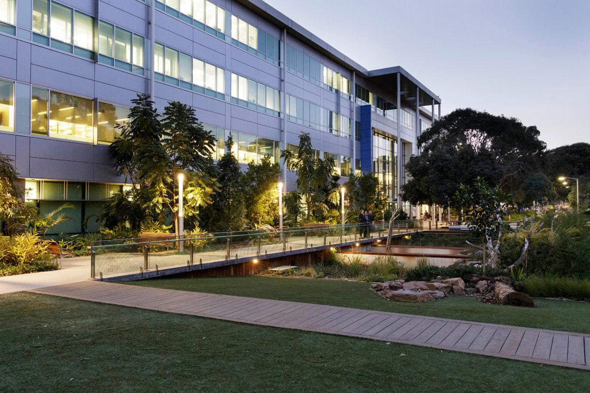 Monash University Western Precinct Landscape Rush\Wright Associates