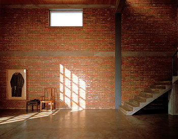 Studio House FAKE Design