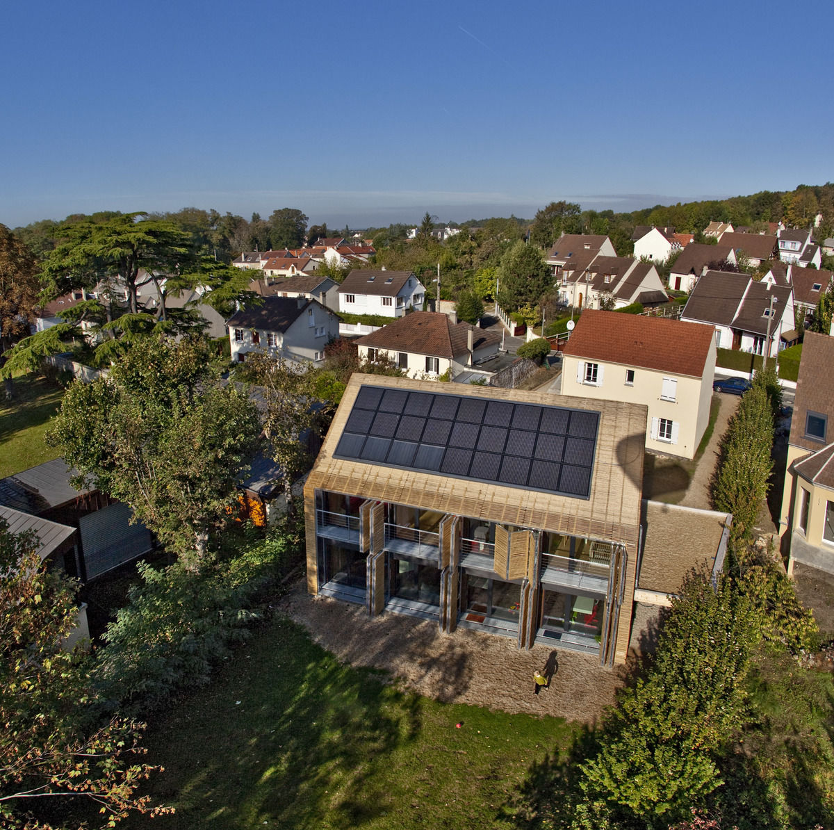 Bamboo-House / Maison Passive Karawitz Architecture