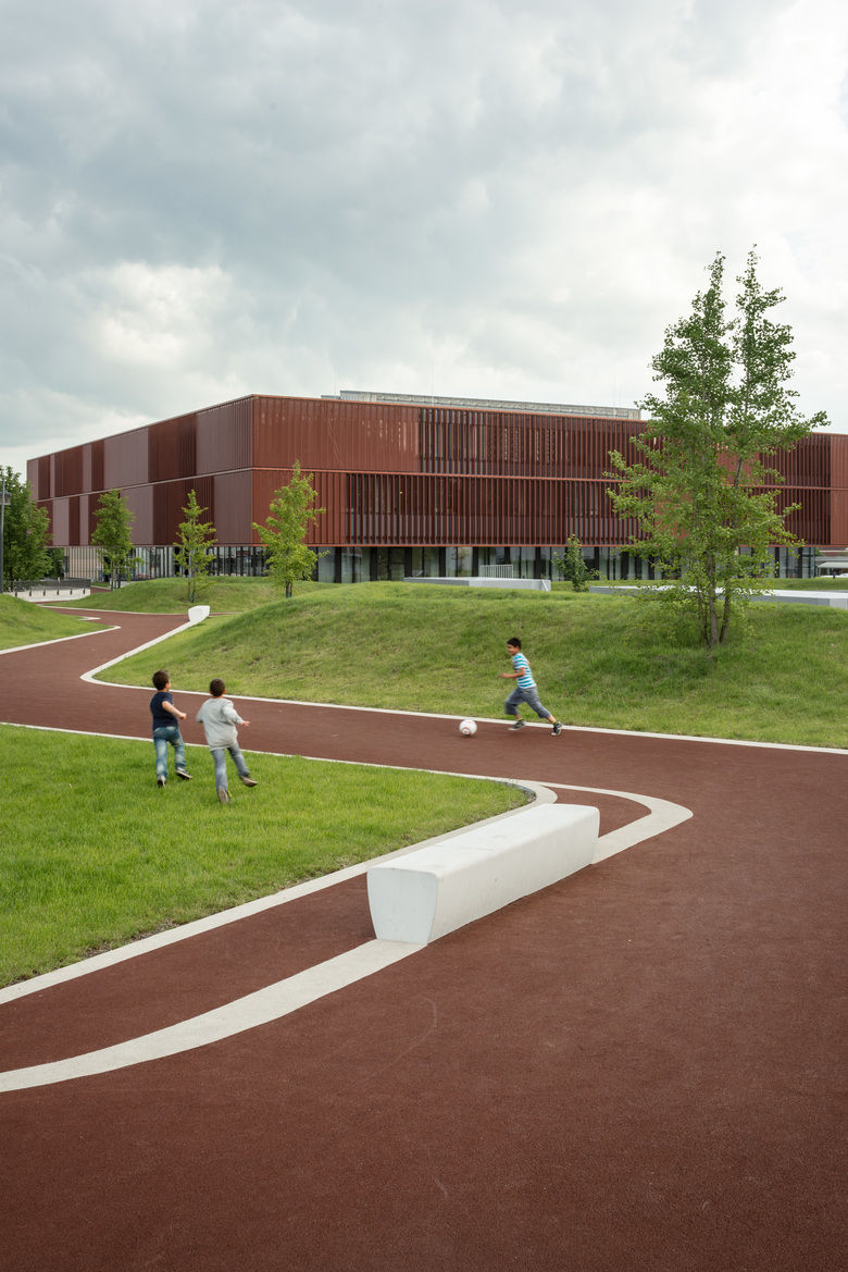 Freianlagen im Umfeld der Technikzentrale der E.ON Avacon AG GREENBOX ...