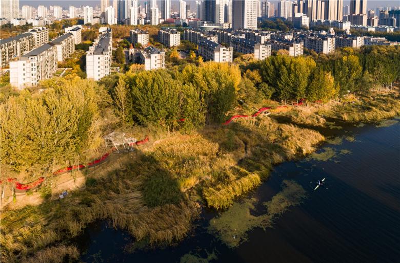 The Red Ribbon — Tanghe River Park Turenscape