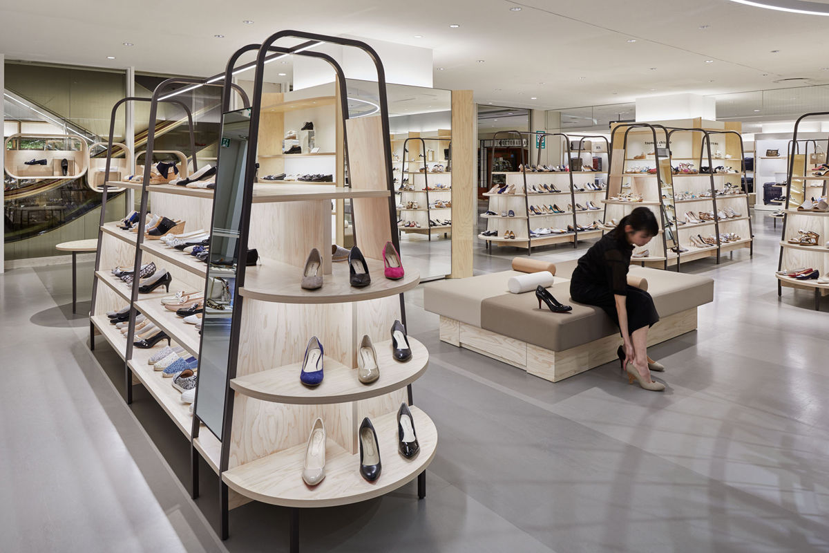 SOGO Yokohama B1 Floor Igarashi Design Studio / Hisae Igarashi