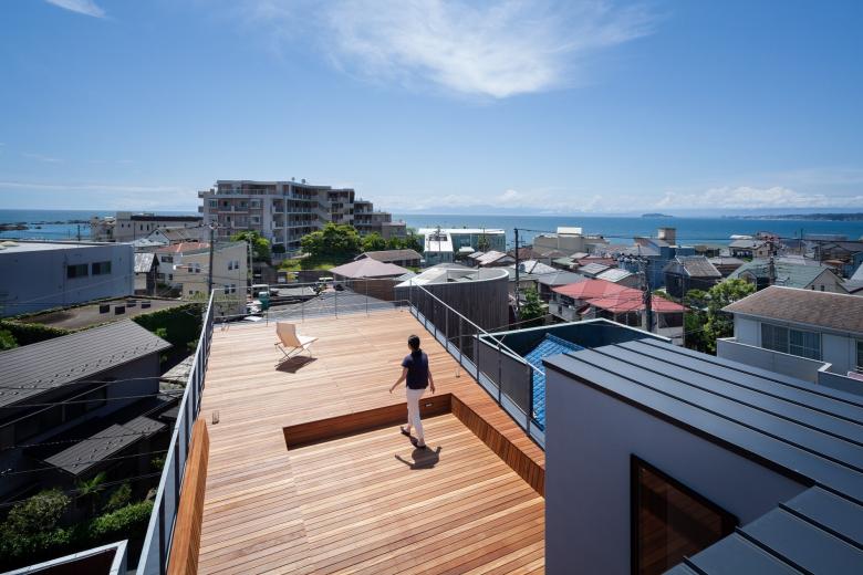 House in Hayama LEVEL Architects