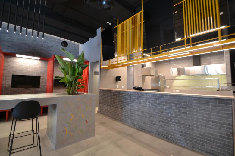 Eaters Restaurant Paradigm Design House