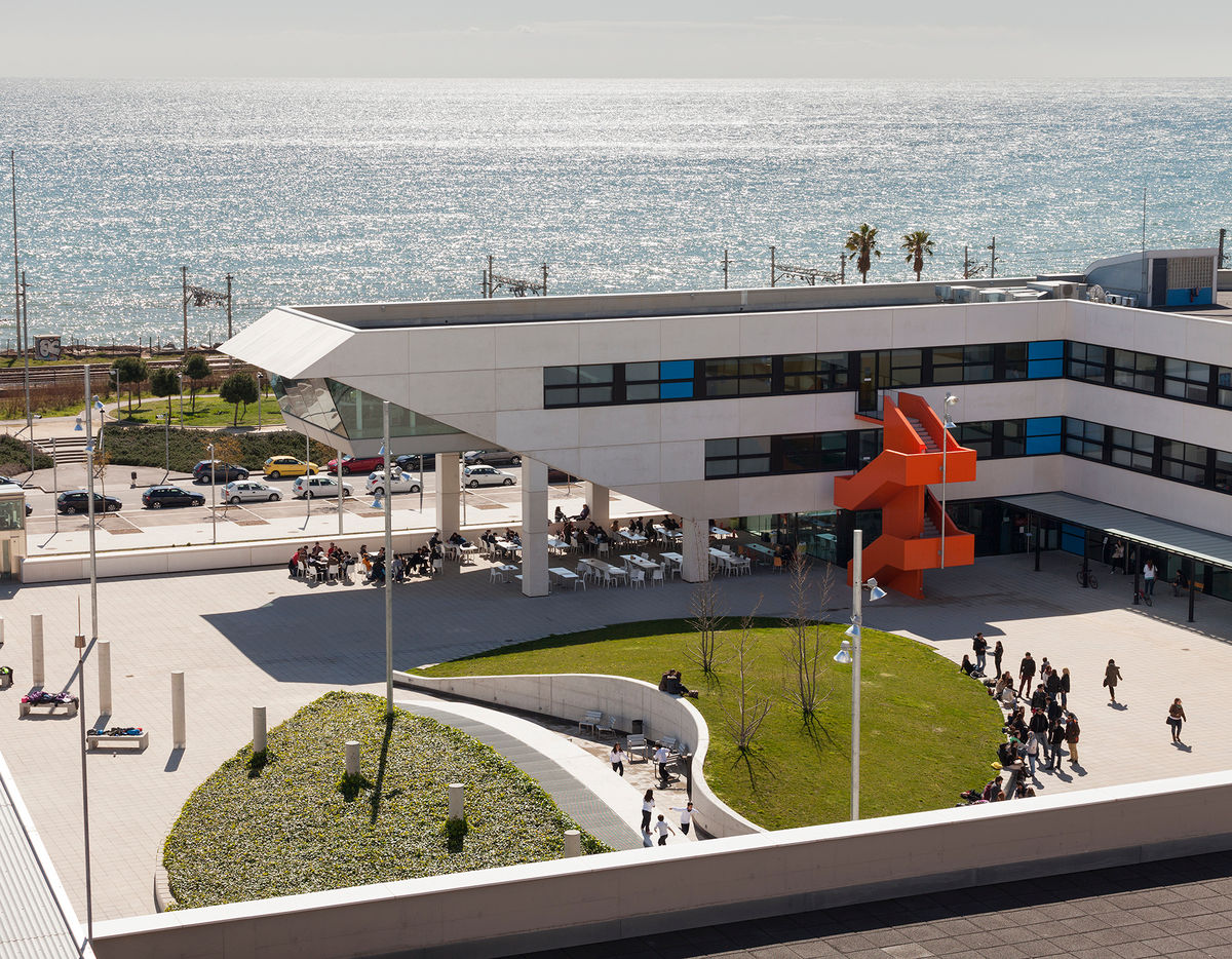 University Technocampus MBM Arquitectes