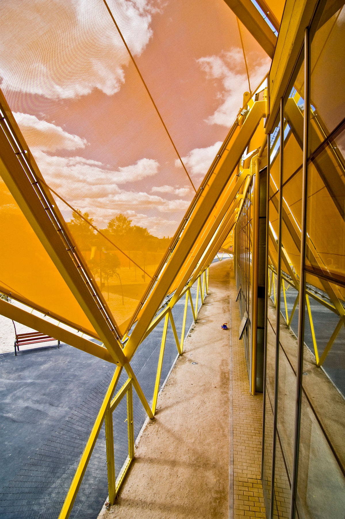 Plaza Ecopolis Kindergarten and New Public Space Ecosistema Urbano ...