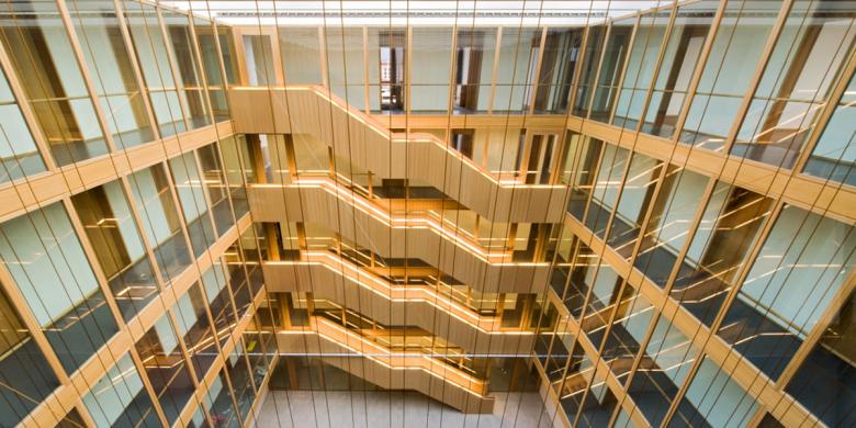 Justizzentrum, Oberlandesgericht und Polizeipräsidium Waechter ...