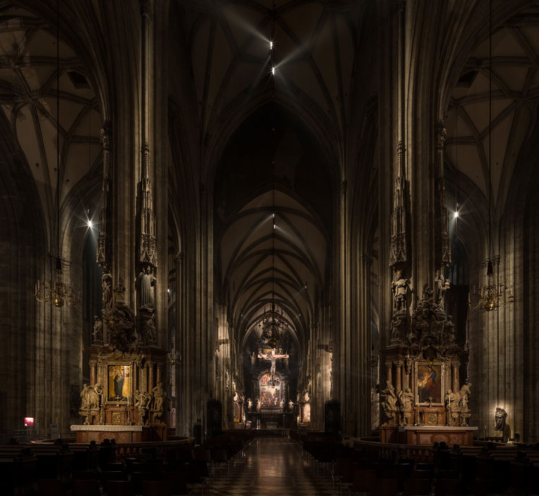 der Stephansdom zeigt sich in neuem Licht podpod design