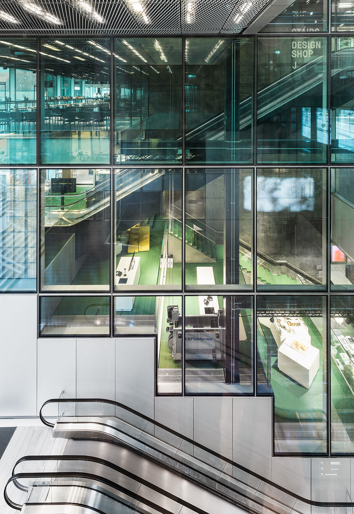 BLOX OMA - Office for Metropolitan Architecture