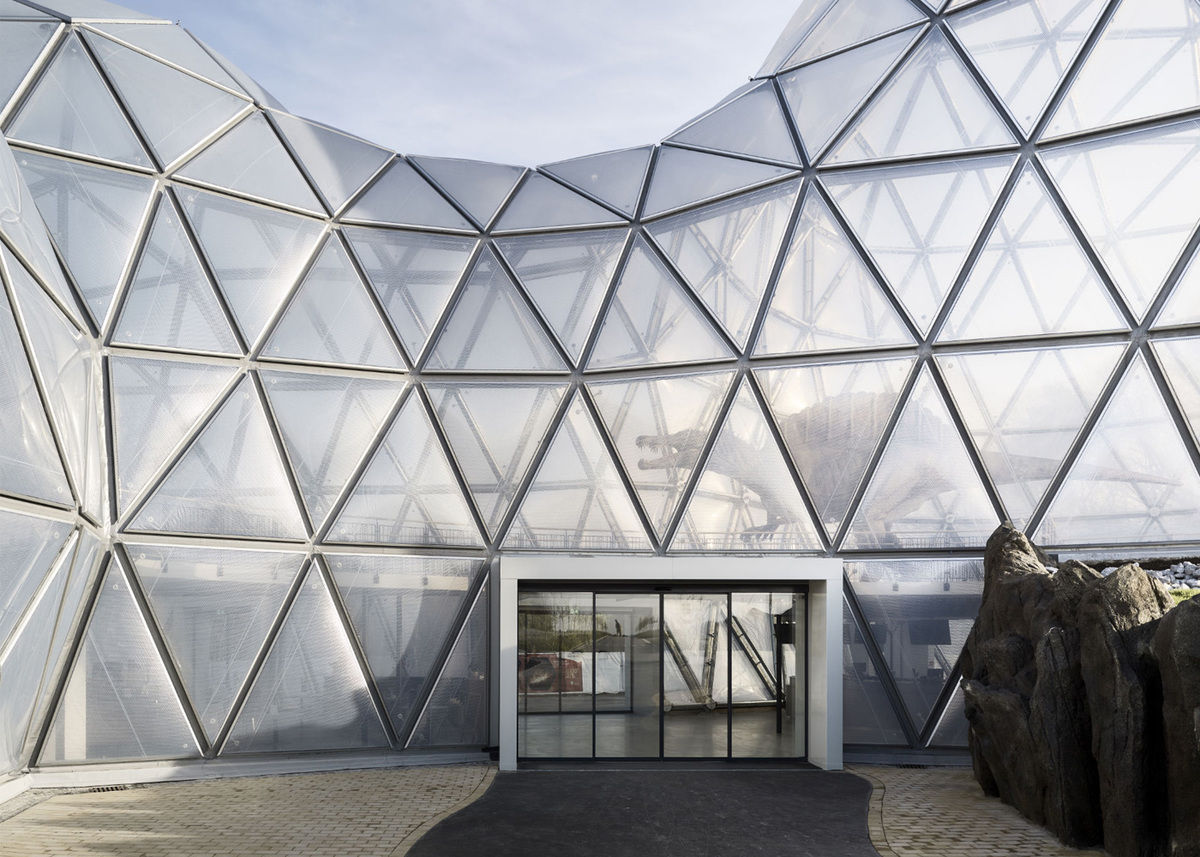 Empfangsgebäude "Mitoseum" im Saurierpark rimpf Architektur ...