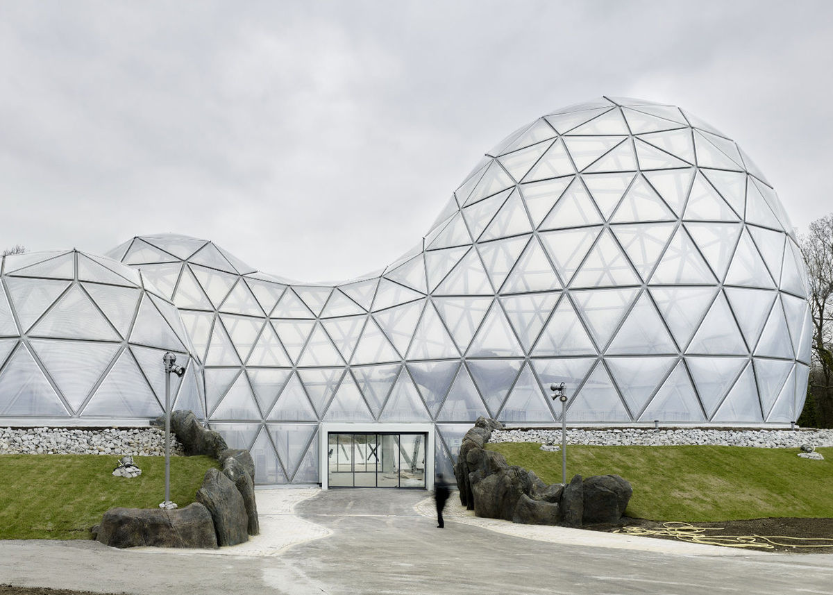 Empfangsgebäude "Mitoseum" im Saurierpark rimpf Architektur ...