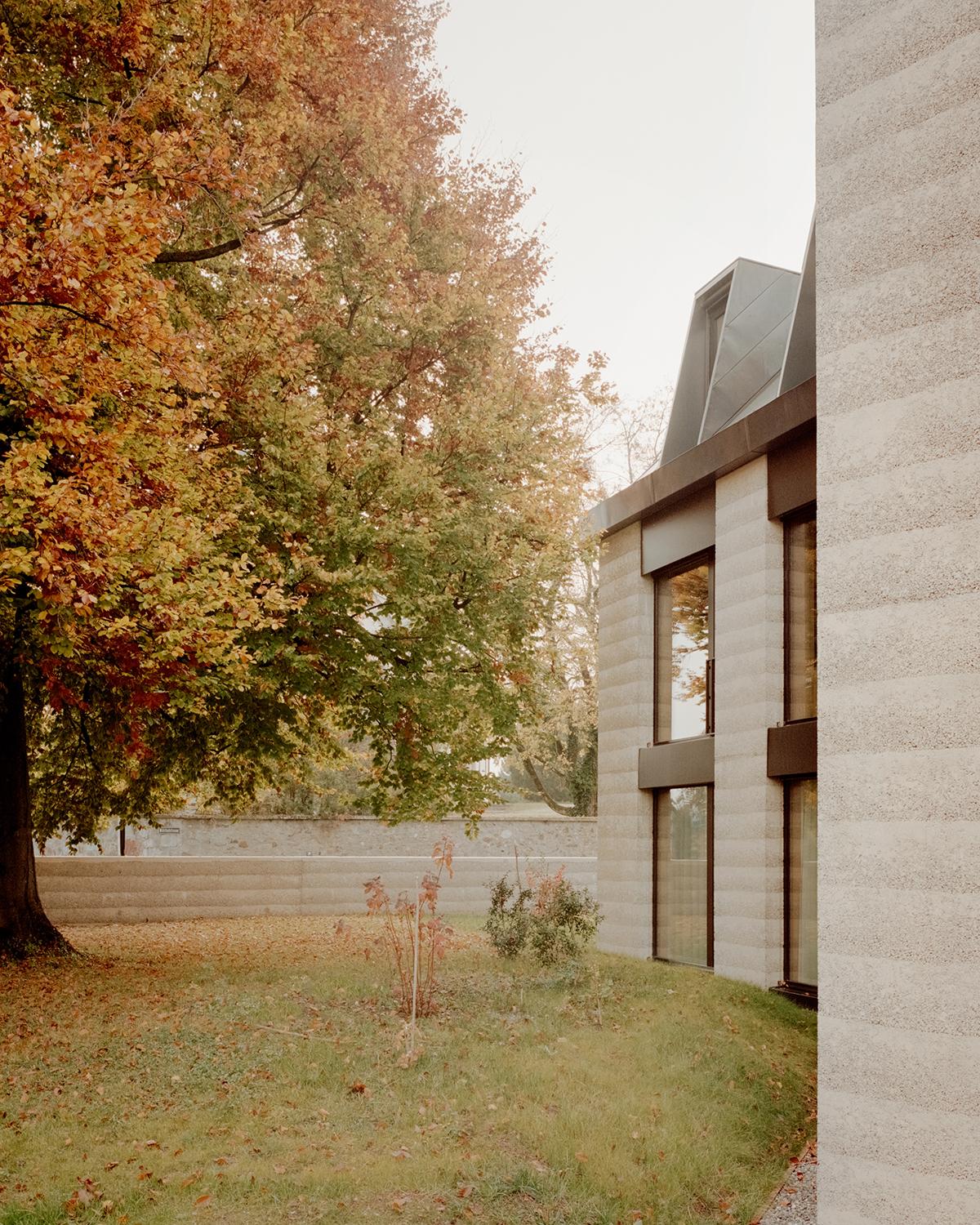 Haus neben der Kirche Think Architecture AG