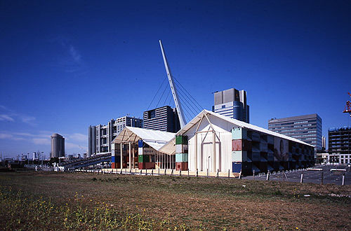 Nomadic Museum Shigeru Ban Architects