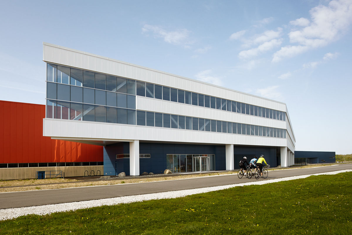 Fermilab OTE Building Ross Barney Architects