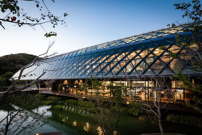 ROKI Global Innovation Center 小堀哲夫建築設計事務所