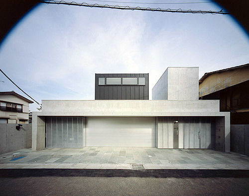 House with Square Skylight NKS2 architects
