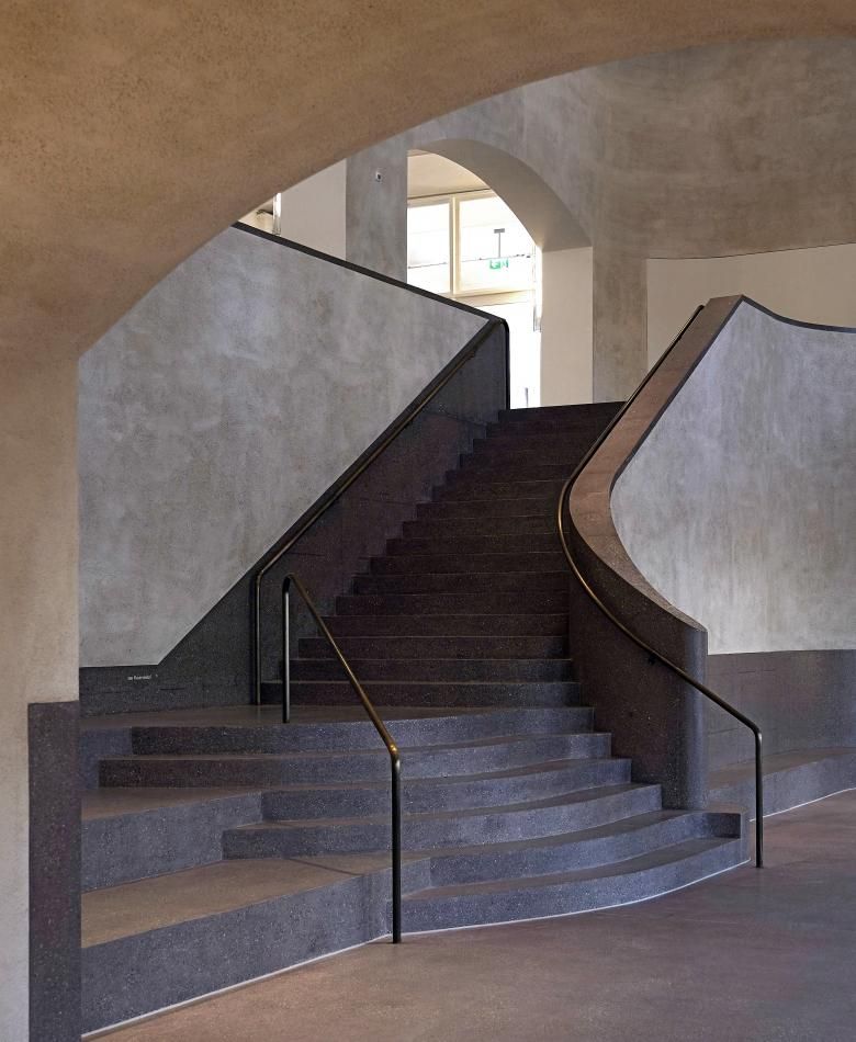 Kultur- und Kreativzentrum, Umbau Kaserne Basel Hans H. Münchhalfen