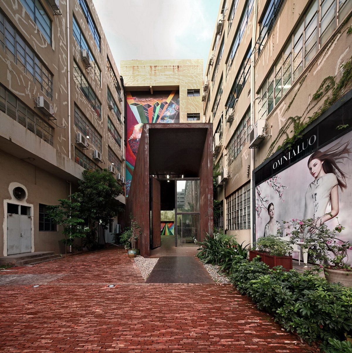 OCT-LOFT Renovation Urbanus Architecture & Design