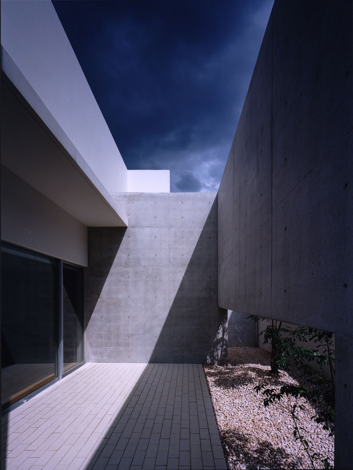 House in Tondabayashi Ⅲ Akira Sakamoto Architect & Associates