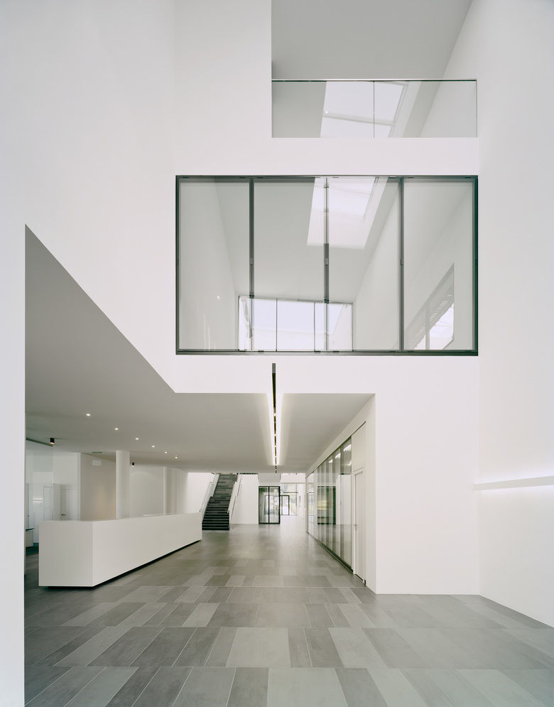 Firma Philipp Hafner GmbH & Co. KG gernot schulz : architektur gmbh