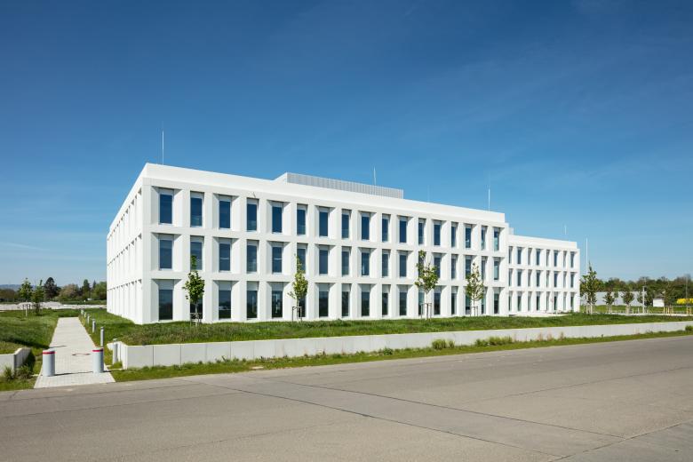 NAU Administrative Building grabowski.spork architektur