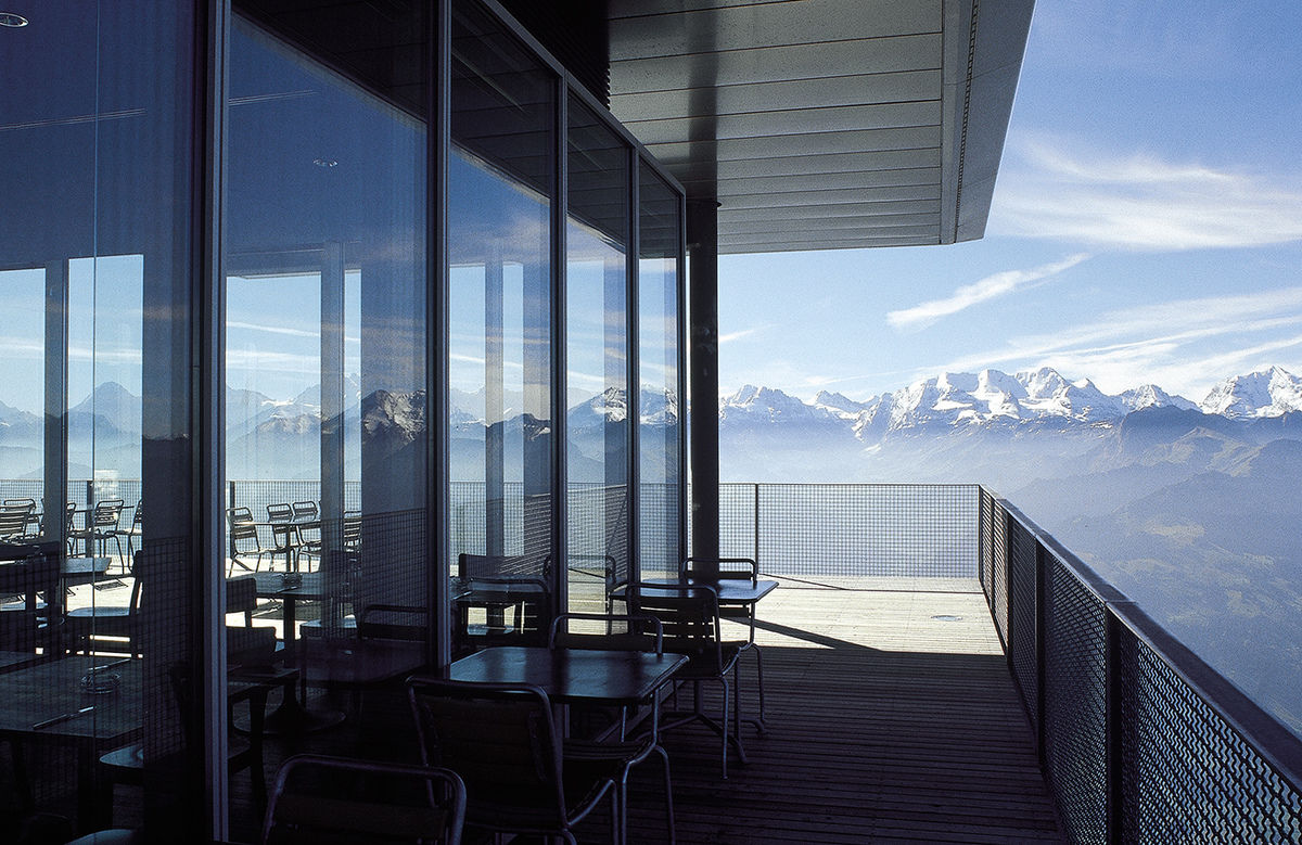 Umbau und Erweiterung Berghaus Niesen Aebi & Vincent