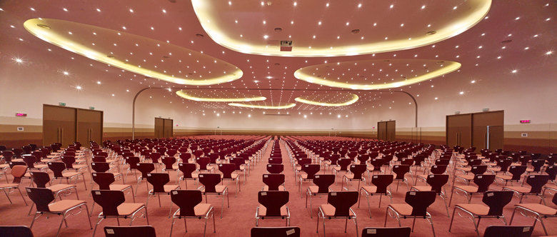 Zayed Universiity Hadi Teherani Architects