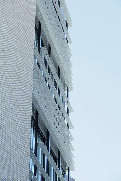 AR Building Takeshi Hirobe Architects