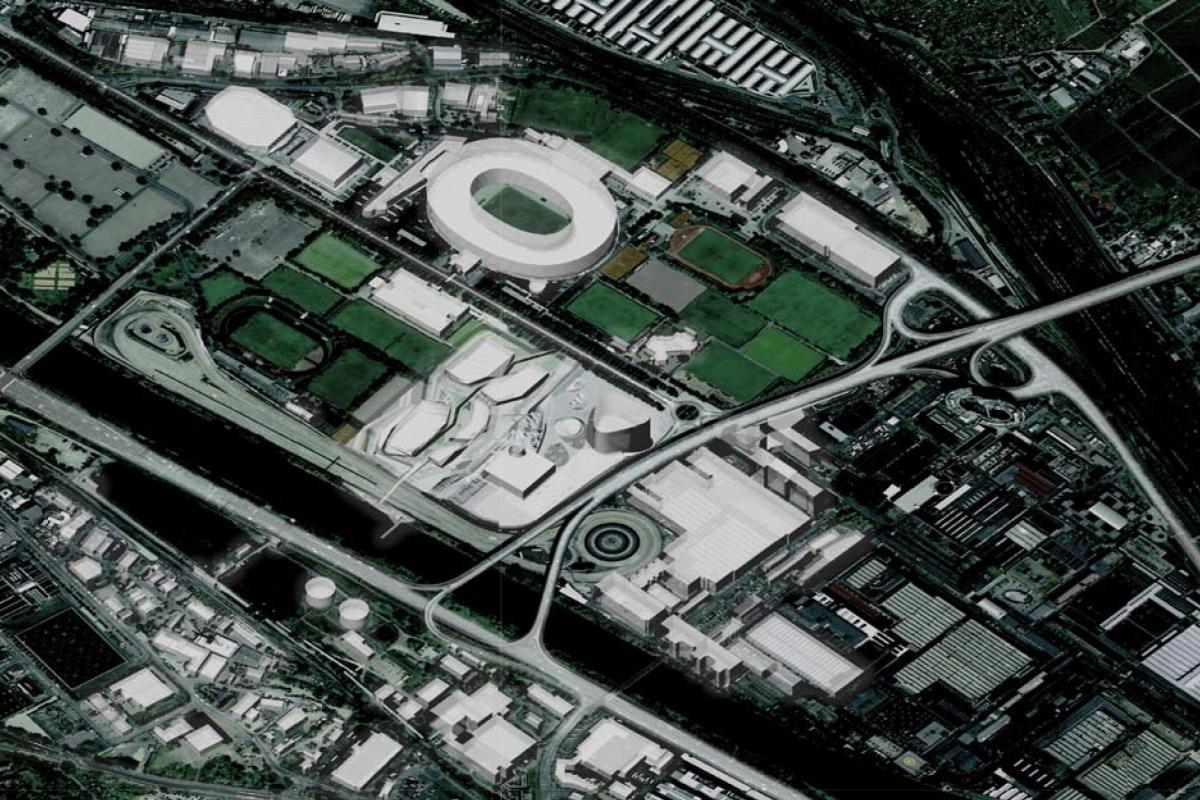 Mercedes-Benz Campus Plasma Studio